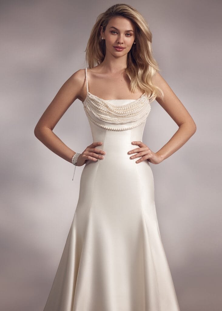Ora - Eva Lendel | Luxury bridal fashion brand